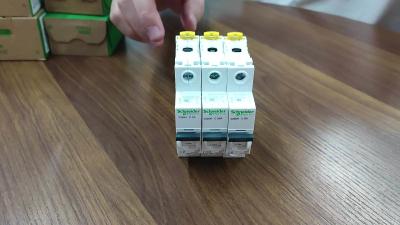 China Schneider contactor Acti9 iC65 series DC MCB C Cure 20ka iC65L DC 1P 2P 3P 4P 1A 2A 3A 4A 6A 8 for sale