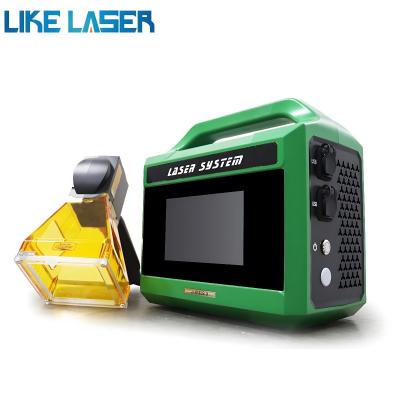 Cina Rimuovi la ruggine dal metallo con Mini 200W Fiber Laser Cleaning Machine Tecnologia avanzata in vendita
