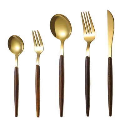 Cina Le posate della cucina mettono il cucchiaio di lucidatura del coltello della forcella dell'insieme di cena dello specchio di legno della maniglia 5PCS in vendita
