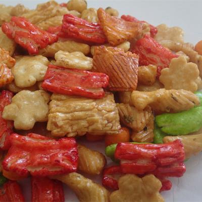 Cina Cracker sani del riso del caramello degli spuntini asiatici ipocalorici artificiali di colore in vendita