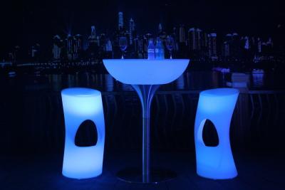 Cina Mobilia di Lit di 20 colori LED 8-10 ore di tempo di esecuzione di CA della spina LED di mobilia del salotto in vendita