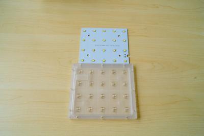 中国 クリー族の破片 20W LED の街灯モジュール 4X5 の配列の光学レンズ 130 lm/w 高い CRI 販売のため