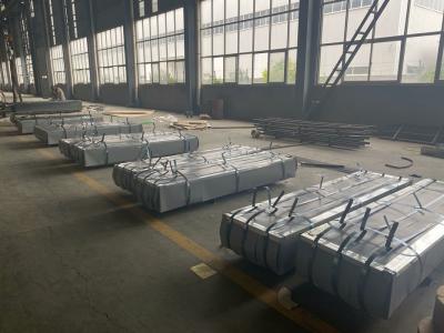 Chine PLEINS TRAVAUX FORCÉS SGCC COMME le revêtement G550 de mur du fer 1397 ondulé a ridé des feuilles de toit jeté à vendre