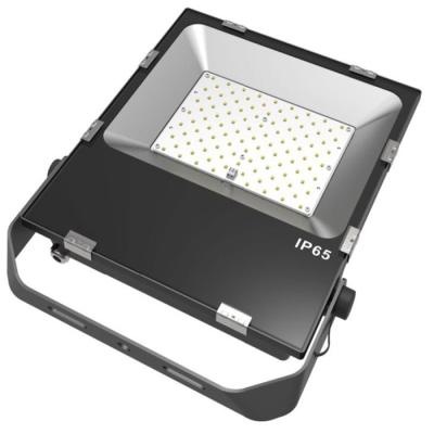 Cina 100W 200W 6500K IP65 bianco freddo impermeabile Luce di inondazione del LED per il giardino in vendita