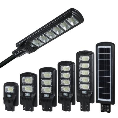 中国 スマート太陽光照明ランプ 300W 400W 500W 600W レーダーモーションセンサー 統合太陽光路灯 販売のため