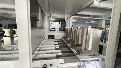 중국 High Speed Automatic 3ply Mask Packing Machine 50pcs Face Mask Box Cartoning Machine 판매용