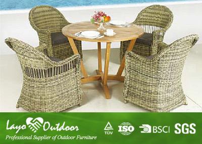Cina La mobilia pranzante all'aperto su misura mette con la Tabella/4 sedie di legno solido del rattan in vendita