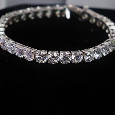 China Customizable 18K Gold Diamond Bracelet IGI GIA Lab Grown Diamond for Engagement Wedding or Banquets Fine Jewelry for sale