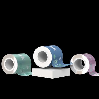 China Custom Aluminum Foil Food Packaging Film Plastic Printed Laminated Packing Film Roll for Snack for sale