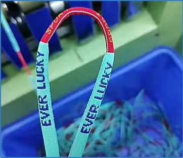 中国 高速ジャカード織り機、靴紐および伸縮性バンド用細幅織物 販売のため