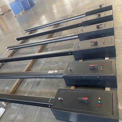 China 1000A Starline Track Busway IP65 50/60Hz Electric Busway for sale