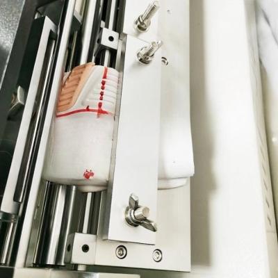 China ASTM D1052 ISO 5423 Máquina de ensayo de resistencia a la flexión de suelas de calzado SATRA TM60 Probador de resistencia a la flexión en venta