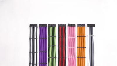 China Fuente de alimentación envuelta 300m m material extremadamente suave del equipo de la extensión de Kit Black White de la manga del alambre del cable de extensión de la manga 16AWG en venta