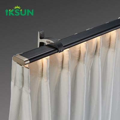 Cina Elettroforesi LED Light Curtain Track Flessibile Silenzioso Nascosto Curve Curtain Rail Per Divider Camera d'Albergo in vendita