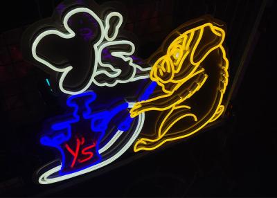 Chine Panneau lighing au néon fait main de tube d'enseignes au néon faits sur commande Snoopy de chien à vendre
