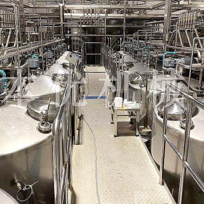 Chine Acier inoxydable de mélange revêtu de réservoir de mélangeur de réservoir d'acier inoxydable double à vendre