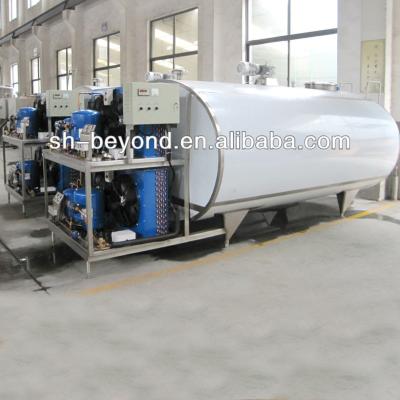 Chine Réservoirs horizontaux de laiterie d'acier inoxydable de stockage de lait de GV 5000l avec la protection de point médian à vendre
