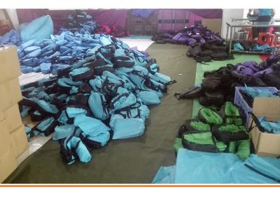 Chine repaire gonflable coloré imperméable Lamzac Laybag de sofa de sommeil de 3 - 4 saisons à vendre