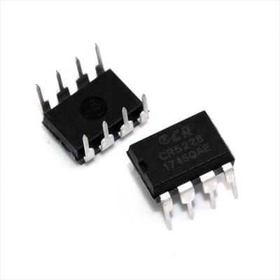 Cina La gestione LCD originale CI di potere scheggia DIP-8 CR5228 in vendita