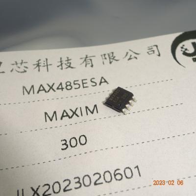 中国 Maxim MAX485ESA+T Chips Integrated Circuits IC RS-422/RS-485 Interface IC 販売のため