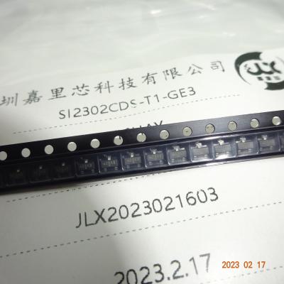 Cina SI2302CDS-T1-GE3 Chips Integrated Circuits IC MOSFET 20V Vds 8V Vgs SOT-23 in vendita