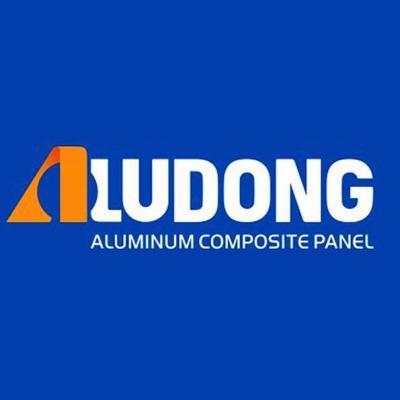 Cina Il pannello composito di alluminio di ZWM Aludong PVDF ha spazzolato la forte resistenza agli'agenti atmosferici d'argento ACP in vendita