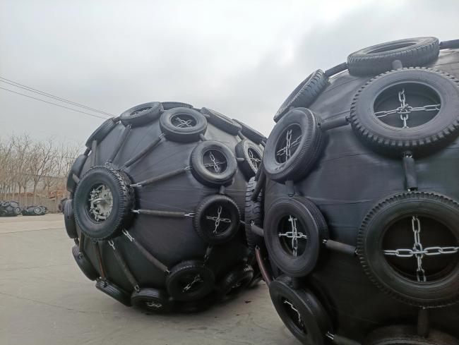 膨脹可能なゴム製 フェンダー