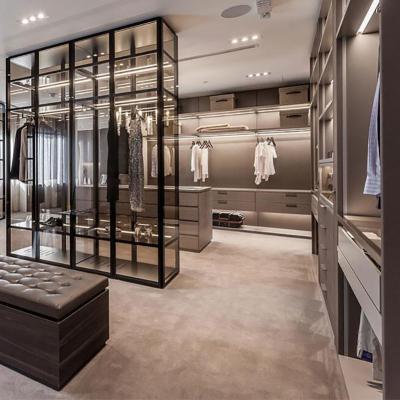 Chine Meubles modernes Armoire en bois Chambre à coucher Armoire intégrée Conçue pour les professionnels à vendre