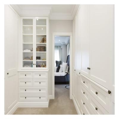 Chine Armoires de rangement en bois massif européennes personnalisées pour les meubles de chambre à coucher à domicile à vendre