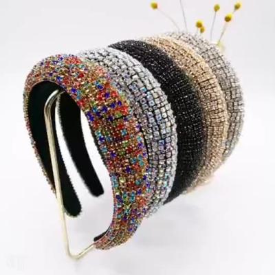 中国 クリスマスのギフトのためのBlingのねじれのクワ絹のヘッドバンドの覆い 販売のため
