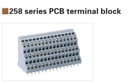 Cina 2 passi 7.5mm/7.62mm del connettore del blocchetto terminali del PWB di Pin 3 Palo della lega per saldatura per cavo in vendita