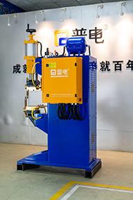 Cina saldatore automatico del laser della fibra di asse della saldatrice della metropolitana 2.5kw 3 in vendita