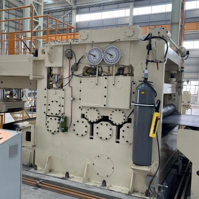 Cina Macchine per il taglio di bobine per livellamento e taglio per impianti di livellamento di ingranaggi di struttura in acciaio in vendita