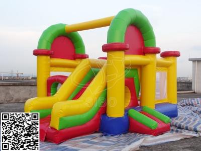 Cina La Camera gonfiabile di rimbalzo della tela cerata variopinta del PVC con lo scorrevole scherza il castello dei buttafuori in vendita