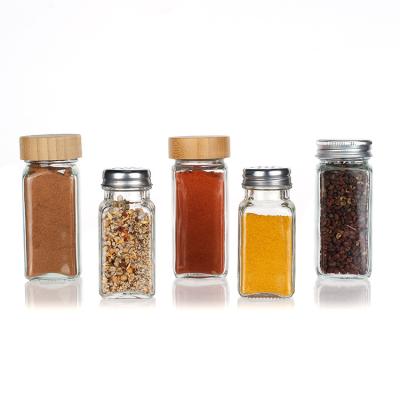 China Spice Containers Seasoning Bottles 4 Oz Glass Jars With Lid Spice Pepper Shaker Jar for sale