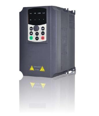 Cina Manutenzione che non richiede sforzo del regolatore solare leggero della pompa con la norma di IEC in vendita
