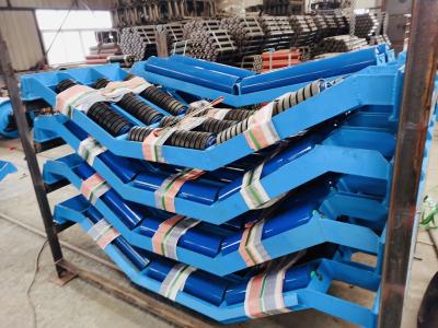 Cina Rullo passante in acciaio per parti del nastro trasportatore per la movimentazione di materiale sfuso in vendita