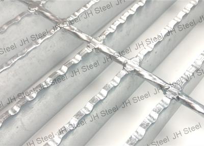 Cina Superficie galvanizzata immersa calda a griglia del metallo galvanizzato officina composita in vendita