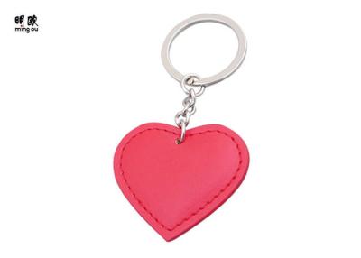 Cina L'anello portachiavi di cuoio rosso/KeyChains del cuore per gli amanti, anelli portachiavi personali di nozze nichela il rivestimento in vendita