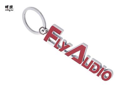 中国 赤い色の柔らかいエナメルの盛り土が付いているFlyaudioの設計金属のキー ホルダー亜鉛合金 販売のため
