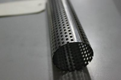 Cina Acciaio inossidabile saldato cucitura diritta della metropolitana perforata del metallo di Monel per Filte in vendita