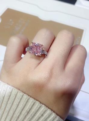Cina Forma personalizzabile del cuore dei diamanti di rosa sviluppata laboratorio di carati di HPHT 4,23 in vendita