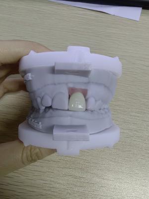 China High Durability Implant Cases Holds Up To 5 Implants for Removable Prosthesis Flexibility for sale