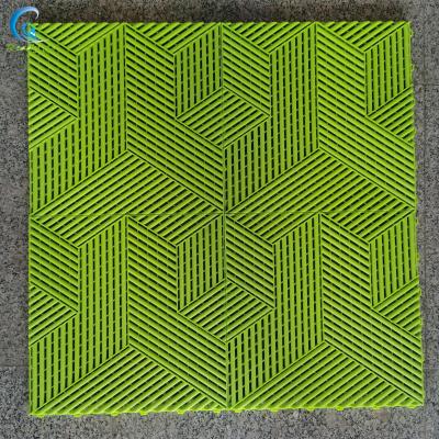 Cina Migliora il tuo spazio con la piastrella di modello cubico 3D interconnessa 1.2 libbre per piastrella facile da mantenere in vendita