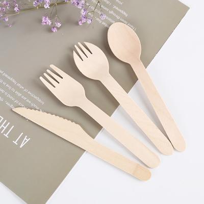 Cina Utensili eliminabili di legno lucidati di TUV 20cm della maniglia in vendita