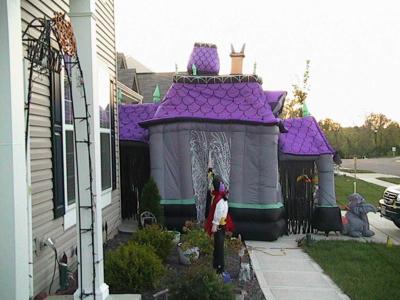 중국 할로윈 Inflatables를 광고하는 팽창식 붙어 따라다녀진 집 할로윈 당 훈장 판매용