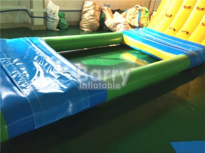 Chine La chaleur soudant l'eau gonflable joue les enfants géants flottant le parcours du combattant gonflable de l'eau à vendre