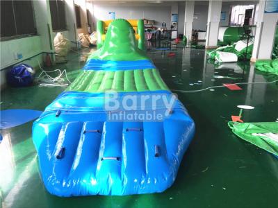Chine La chaleur soudant l'eau gonflable joue les enfants géants flottant le parcours du combattant gonflable de l'eau à vendre
