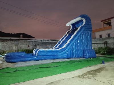 Chine Les jeux gonflables extérieurs modèlent la couleur bleue d'Aqua Inflatable Floating Water Slide pour l'amusement à vendre