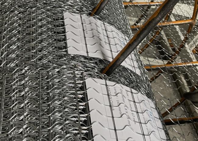 Galvanized Reinforced Wire Mesh bundle showing packaging